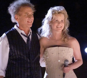 Meet Beau Daniel Garfunkel: The Son of Art Garfunkel Shaping His Own ...
