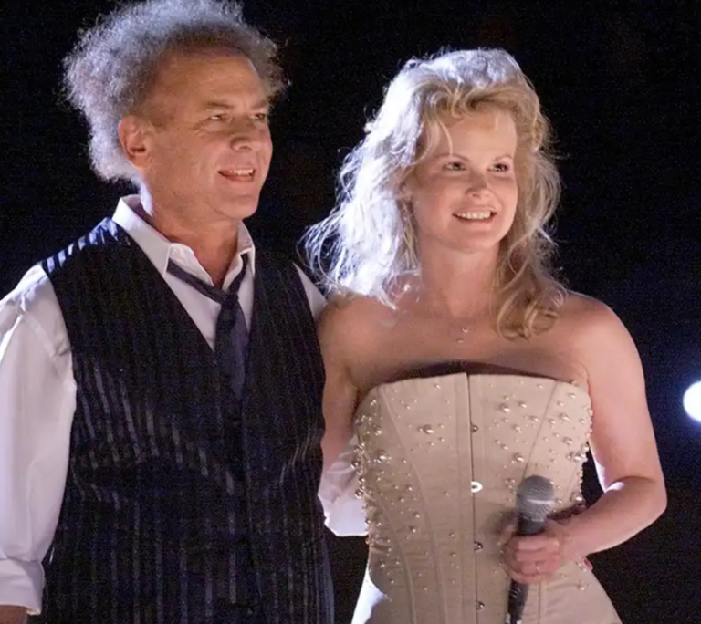 Meet Beau Daniel Garfunkel: The Son of Art Garfunkel Shaping His Own ...